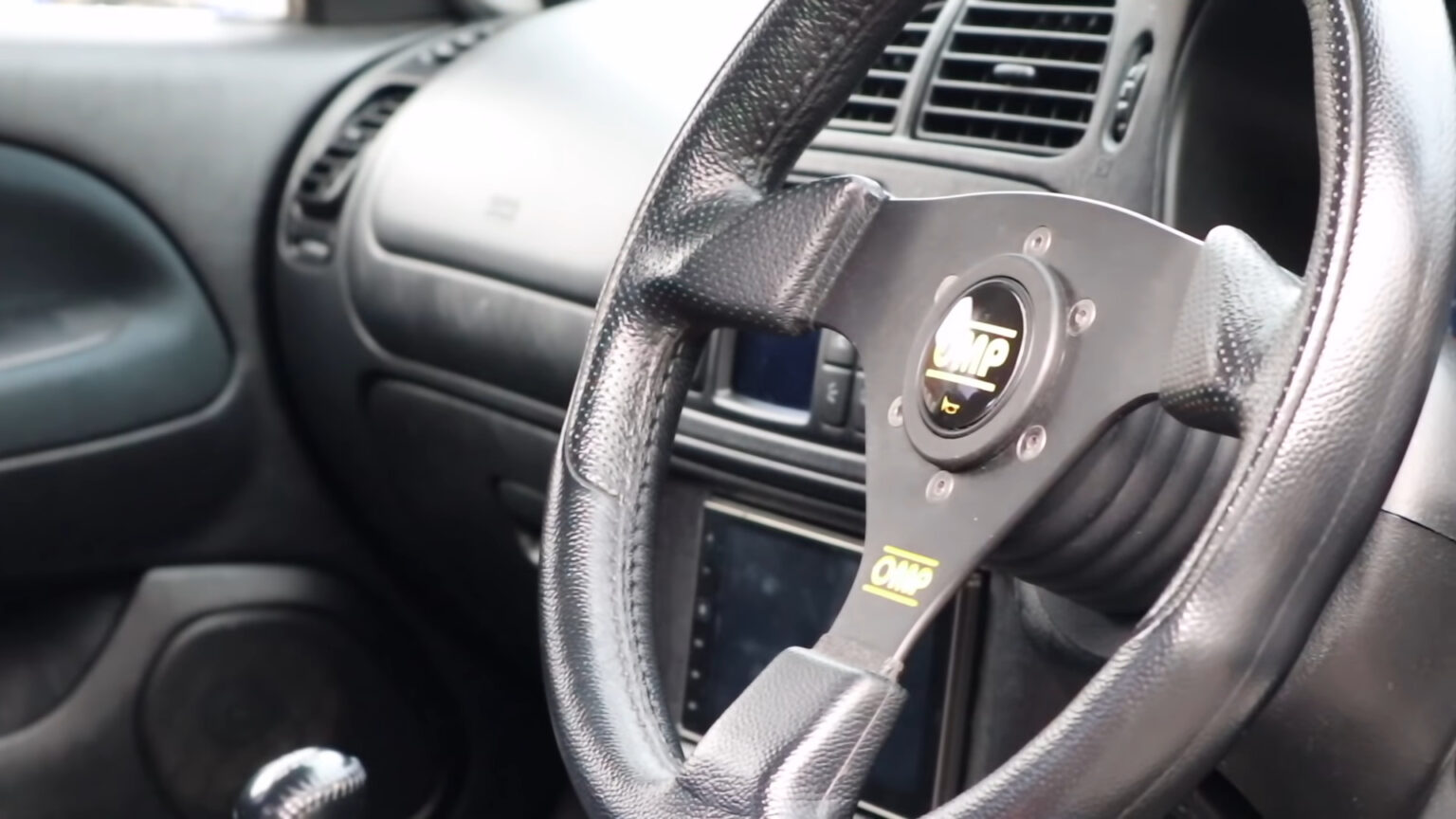 Sport Evo Six: Blending Cutting-Edge Technology with Dynamic ...