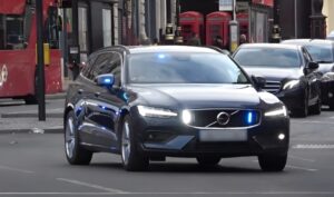 8 Key Differences in Emergency Vehicle Light Colors Across U.S. States ...