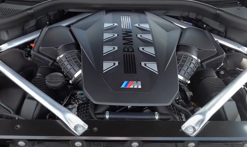 2025 BMW X7 M60i Review: Luxury, Performance, and Features of the ...