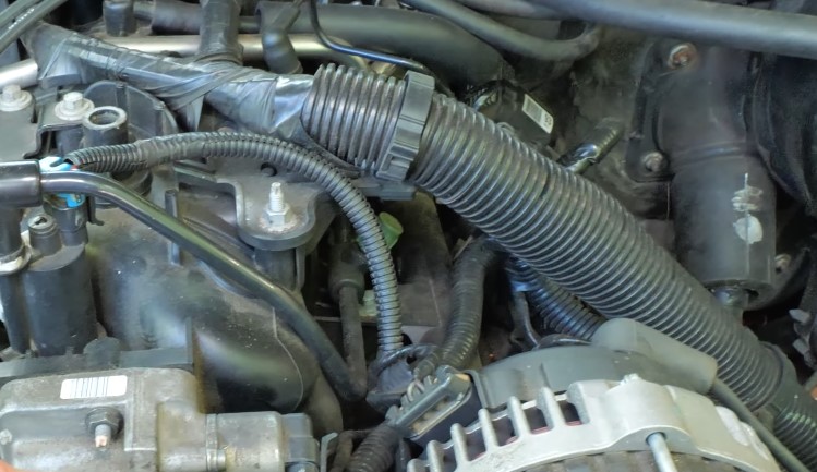 Chevy 4.8 vs 5.3 Engines Compared: Reliability, Specs & Common Issues ...